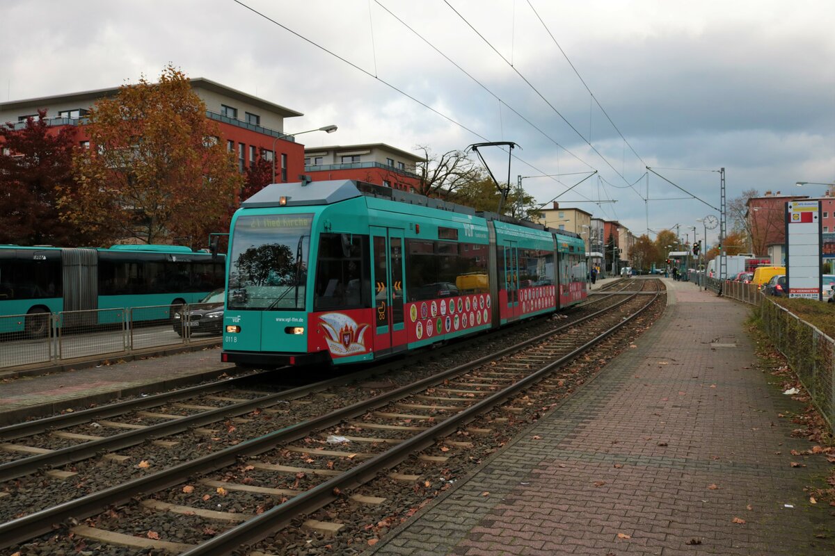 VGF Düwag R-Wagen 011 am 05.11.21 in Frankfurt am Main Gallus - Bahnbilder.de