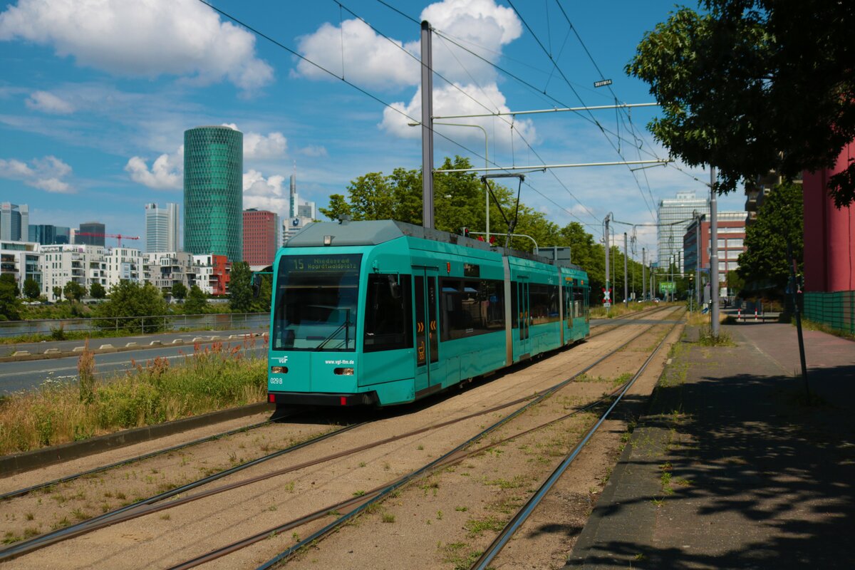 VGF Düwag R-Wagen 029 am 27.05.22 in Frankfurt - Bahnbilder.de
