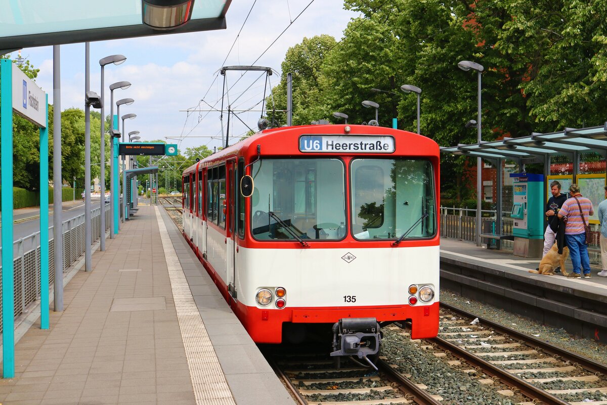 VGF Düwag U2-Wagen 135 am 02.07.23 bei einer HSF Sonderfahrt in Frankfurt am Main - Bahnbilder.de
