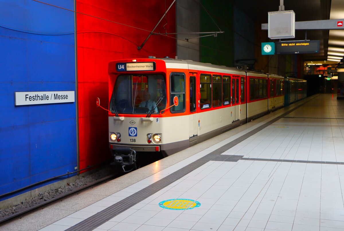 VGF Sonderfahrt mit Düwag Pt-Wagen 138+736 Frankfurt am Main am 25.05.25 - Bahnbilder.de