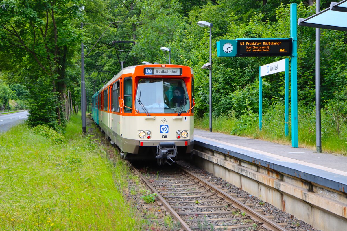 VGF Sonderfahrt mit Düwag Pt-Wagen 736+138 Frankfurt am Main am 25.05.25 - Bahnbilder.de