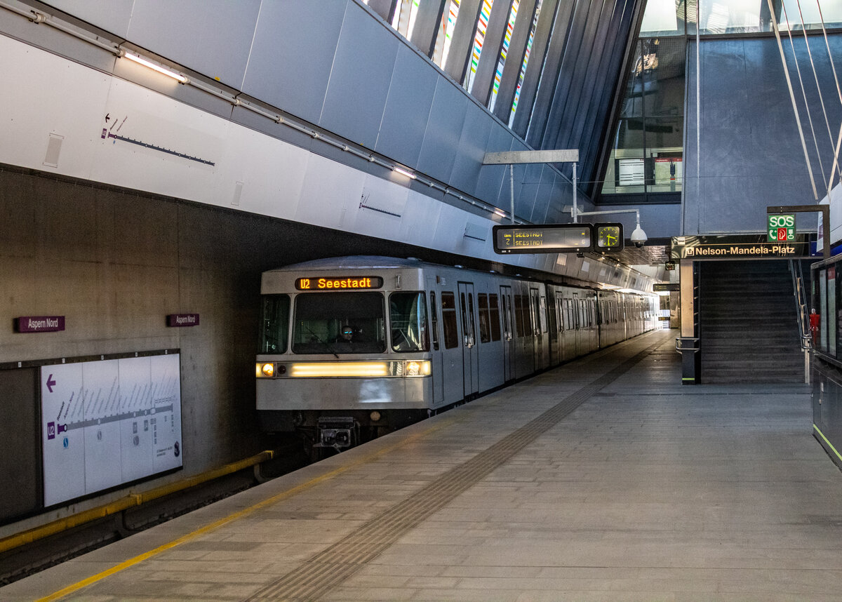 Wiener Linie - U-Bahn Wien Wagen 2022 Ausgestellt in der Remise der ...