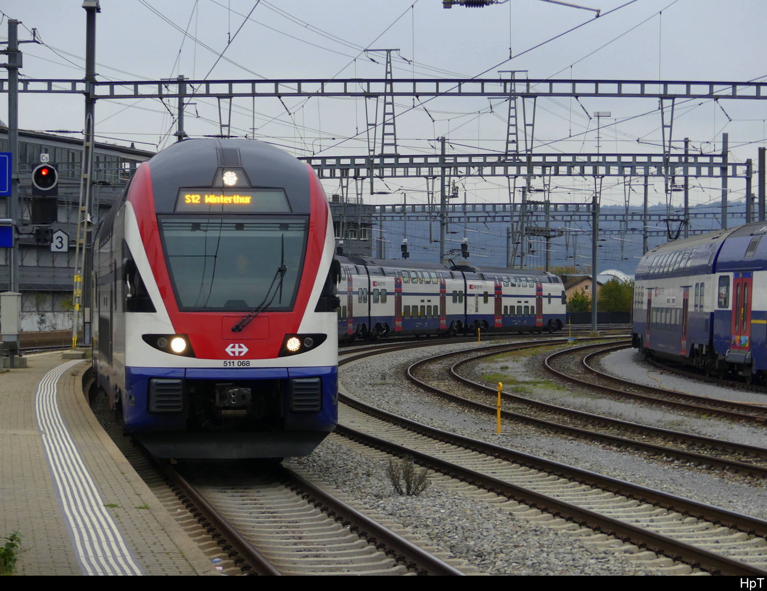 SBB - RABe 511 113 bei der durchfahrt in Mies am, 2024.10.03 - Bahnbilder.de