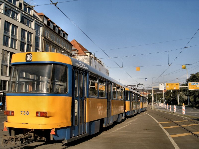 3-Wagen-Tatra-Zug der Linie 36 in Leipzig - Bahnbilder.de
