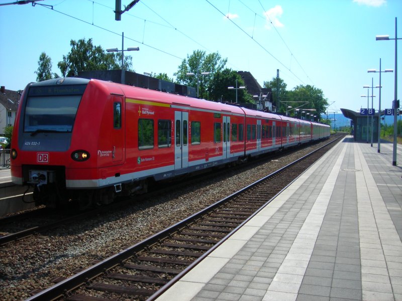 BR424 in Weetzen - Bahnbilder.de
