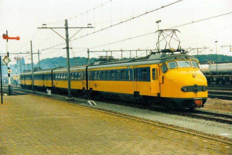 Ein "Hondekop" in Venlo - Bahnbilder.de