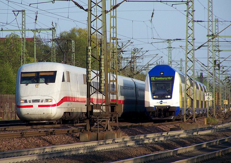 Doppelstock-Steuerwagen 4. Generation 763-767, 785 Fotos (99) - Bahnbilder.de