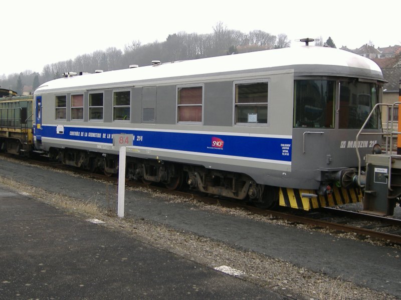 SNCF Meßwagen zur Kontrolle der Gleisgeometrie Anschrift: "CONTROLE DE LA GEOMETRIE DE LA VOIE ...