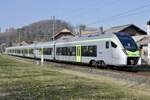 BLS MIKA RABe 528 105 mit RABe 528 122 nach Brig und Zweisimmen, am 4.3 ...