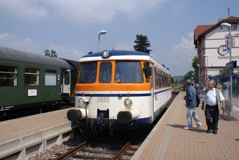 VT 28 in Endingen - Bahnbilder.de